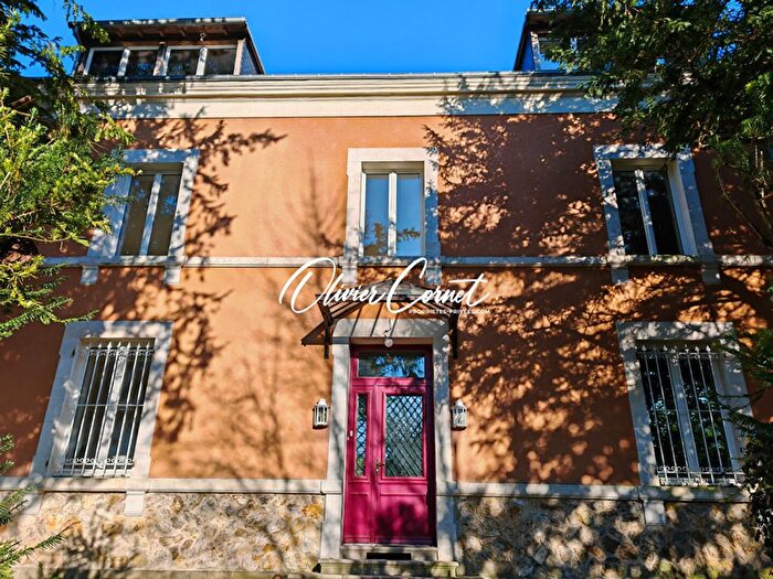 Maison à vendre - Nogent-le-Rotrou - 9 pièces - 6 chambres