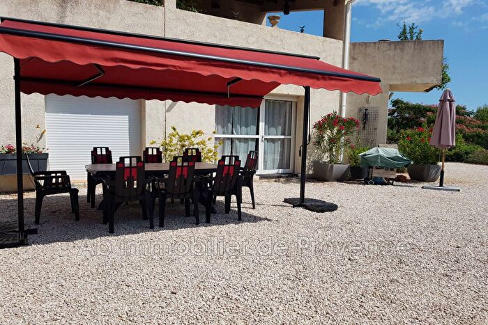 Maison à louer - Rognes - 5 pièces - 3 chambres