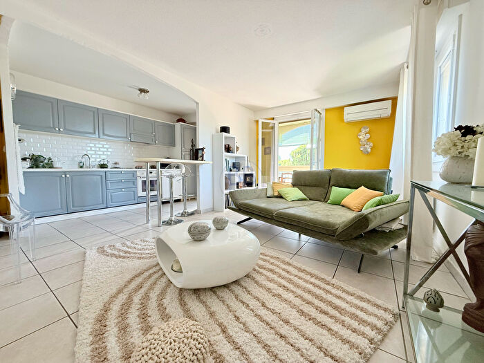 Appartement à vendre - Fréjus - 2 pièces - 1 chambre