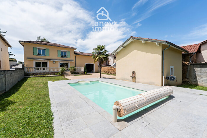 Maison 6 pièces à Chaponnay, à vendre