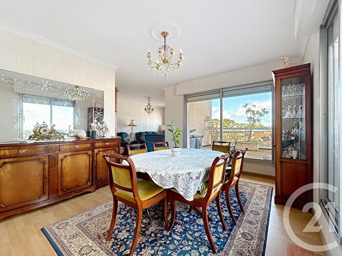 Appartement à vendre - Guéret, Centre-ville, La Rodde, Champegaud - 4 pièces - 2 chambres