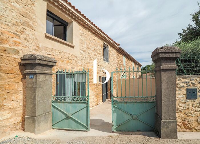 Maison à vendre - Uzès - 4 pièces - 2 chambres