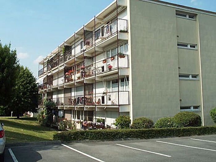 Villiers-sur-Marne, Les Perroquets : Appartement 3 pièces à louer