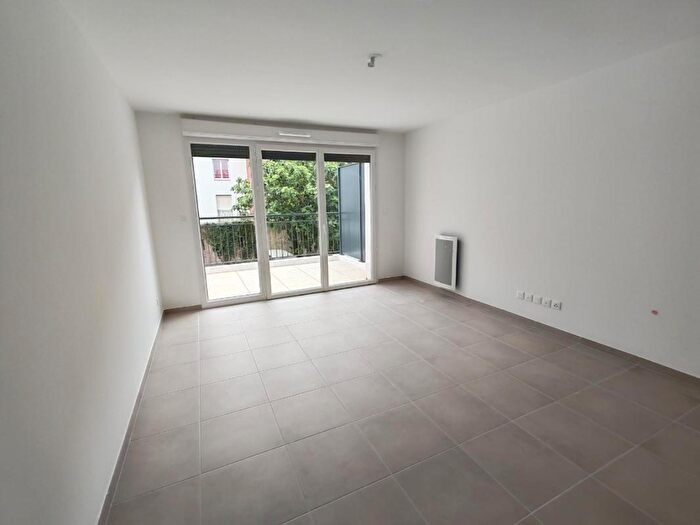 Cogolin, Centre-ville, Subeiran, Pas de Grimaud : Appartement 2 pièces à louer