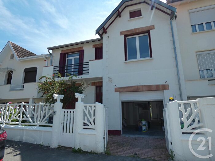 Maison à louer - Toulouse, Croix de Pierre - 5 pièces - 4 chambres