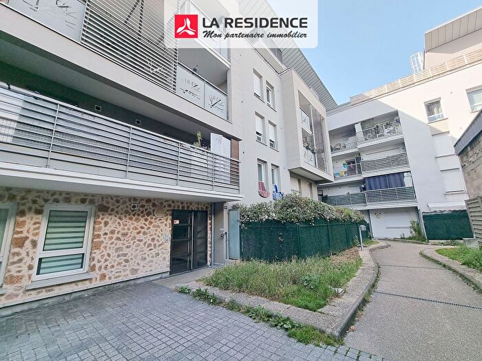 Appartement 4 pièces à vendre - Stains