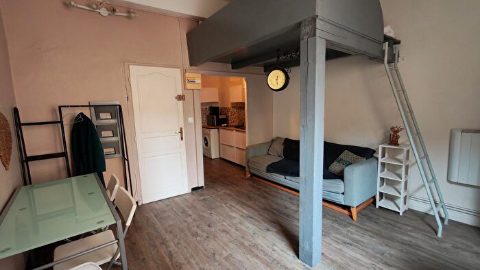 Avignon, Palais des Papes, Zone Piétonne - Appartement 1 pièce à louer