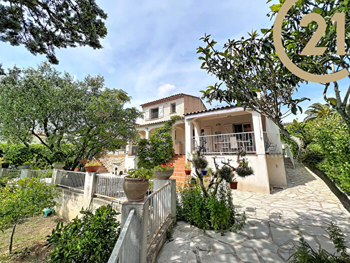 Fréjus - Maison 6 pièces à vendre