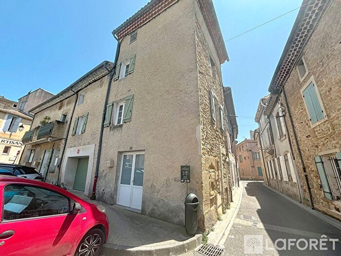 Maison à louer - Piolenc - 4 pièces - 3 chambres