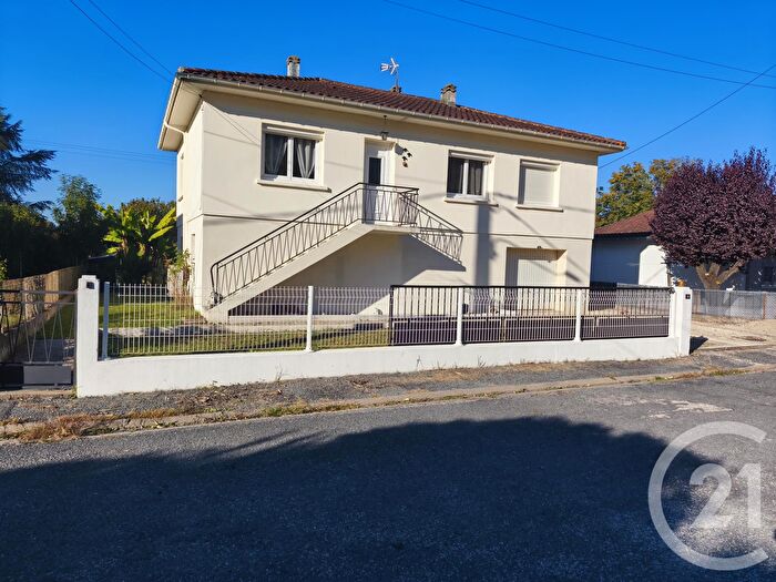 Maison à vendre - Penne-dAgenais - 6 pièces - 5 chambres