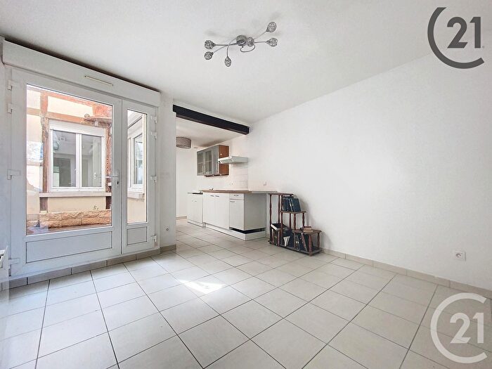 Appartement à louer - Sens, LAmande - 3 pièces - 2 chambres