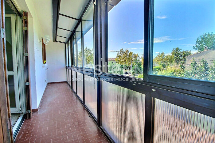 Appartement à vendre - Marignane, JAI, Aéroport - 4 pièces - 2 chambres