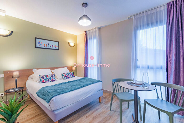 Angoulême, Le Vieil Angoulême : Appartement 1 pièce à vendre