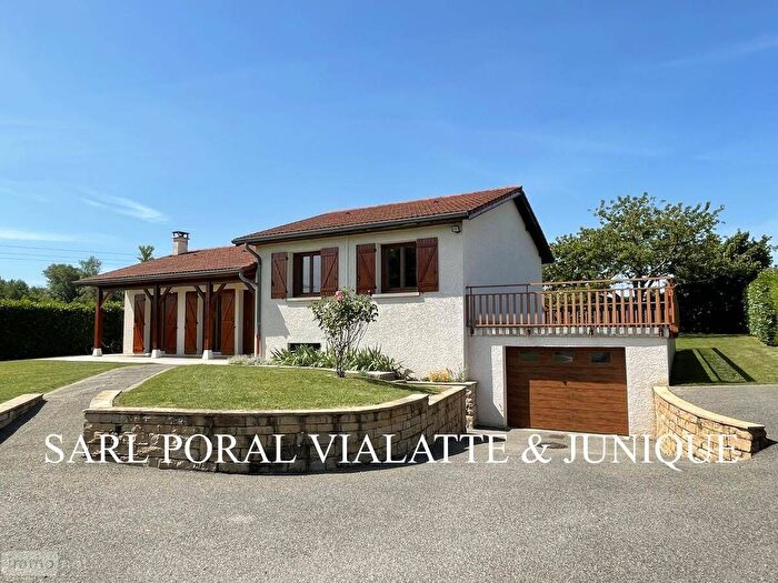 Maison 4 pièces à Leyment, à louer
