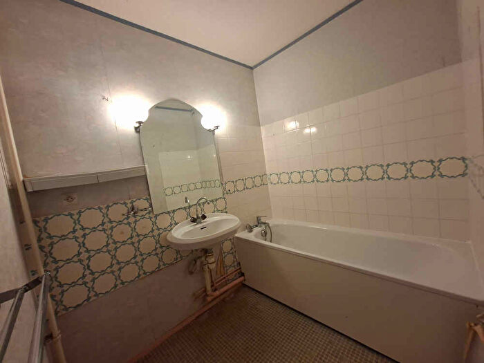 Appartement 3 pièces à vendre - Chalon-sur-Saône, Les Près Saint-Jean