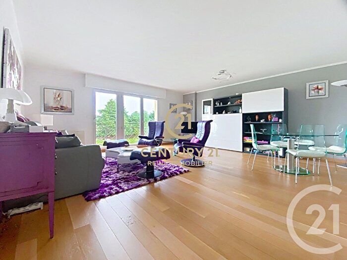 Appartement à vendre - Quartiers Centre, Saint-Hélier, Gare - 3 pièces - 2 chambres