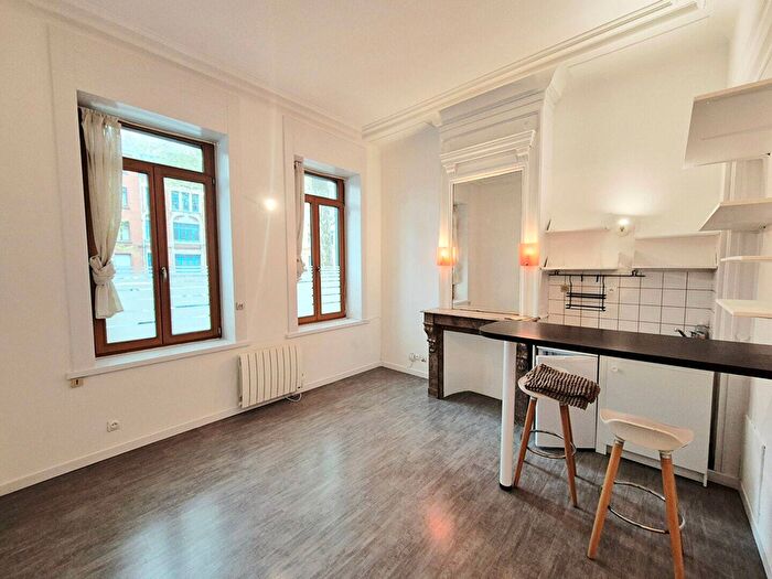 Wazemmes, Lille : Appartement 2 pièces à louer