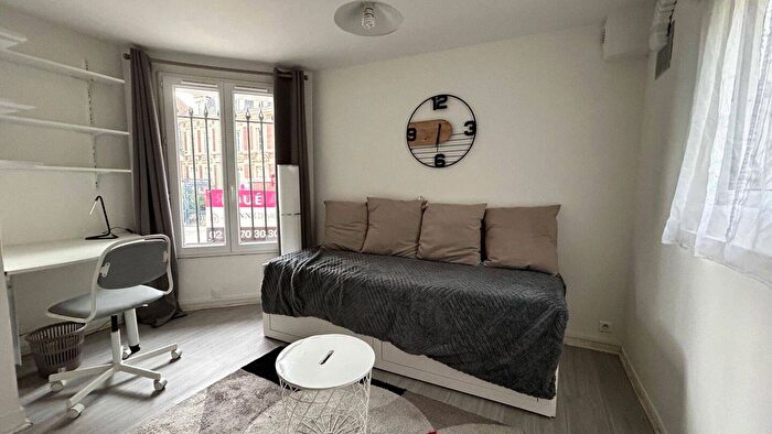 Appartement 1 pièce à Saint Marc-Croix de Pierre-Saint Nicaise, Rouen, à louer