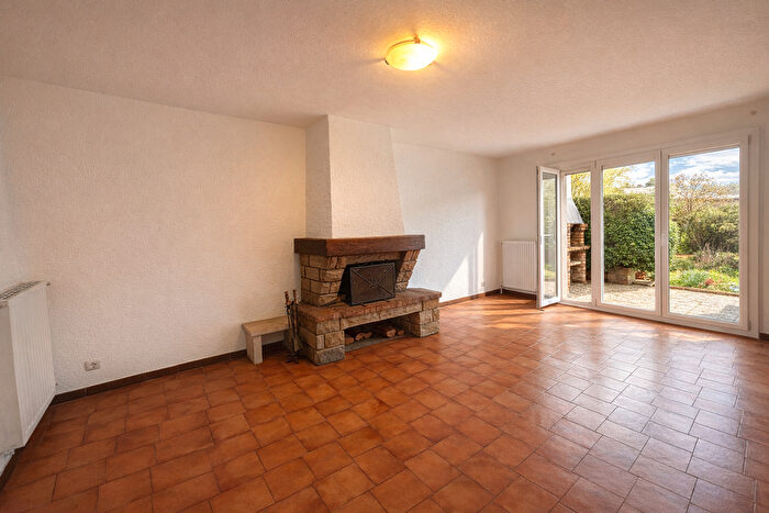 Maison à louer - Besançon, Planoise, Châteaufarine - 4 pièces - 2 chambres