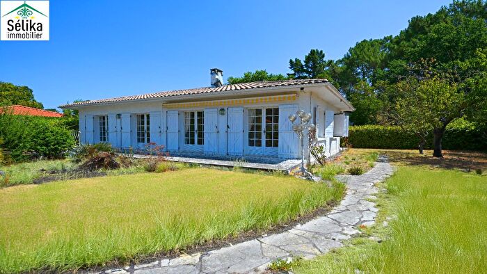 La Teste-de-Buch, Les Chênes Verts, Bordes, Clair-Bois, Pinède de Conteau - Maison 4 pièces à vendre