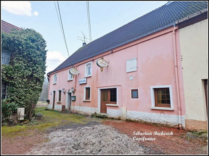 Maison à vendre - Blies-Guersviller - 9 pièces - 5 chambres