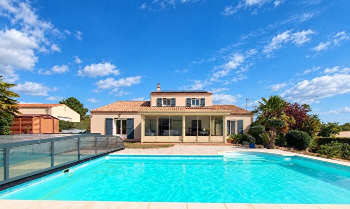 Maison 7 pièces à vendre à Saint-Vincent-sur-Graon