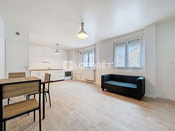 Maison à louer - Hôtel de Ville, Elbeuf - 3 pièces - 2 chambres