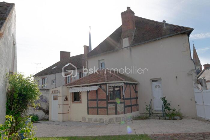 Maison 5 pièces à Ouzouer-sur-Loire, à vendre