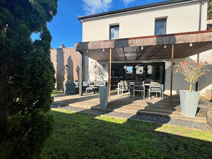 Maison à vendre - Mérignac, Centre-ville - 5 pièces - 4 chambres