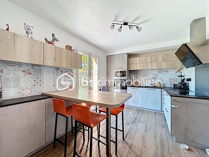 Maison à vendre - Saint-Jean - 6 pièces - 4 chambres