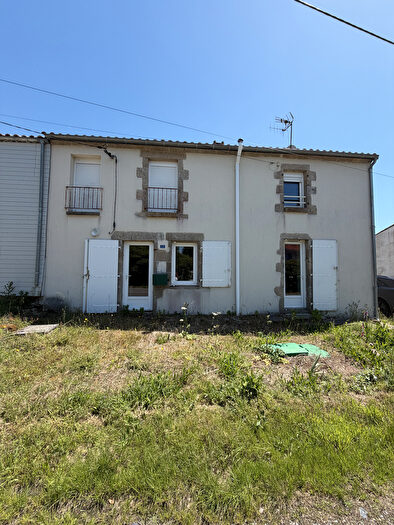 Maison 4 pièces à vendre - Saint-Étienne-du-Bois