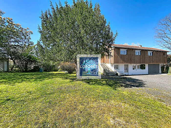 Maison à vendre - Montendre - 5 pièces - 4 chambres