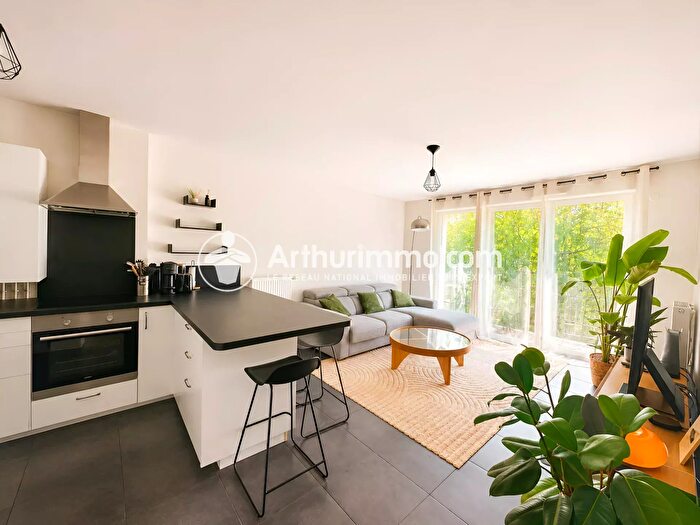 Saint-Pierre-du-Perray : Appartement 2 pièces à louer