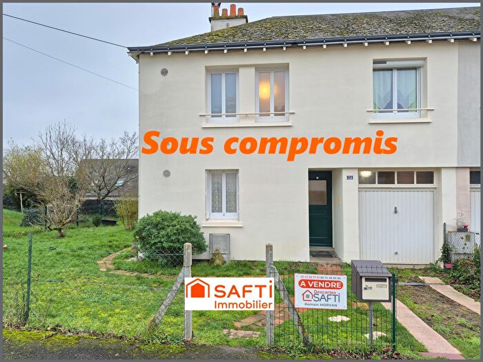 Maison à vendre - Descartes - 4 pièces - 2 chambres