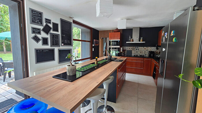 Maison à vendre - Saint-Aignan-Grandlieu - 8 pièces - 6 chambres