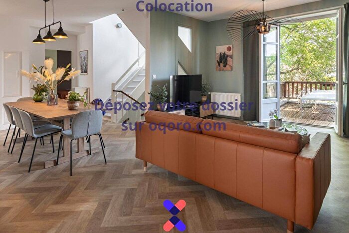 Maison à louer - Montchat, Lyon ème arrondissement - 4 pièces - 3 chambres