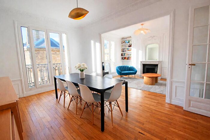 Appartement 4 pièces à Paris 18ème, Jules Joffrin, à vendre