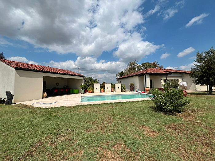 Montalzat : Maison 3 pièces à vendre