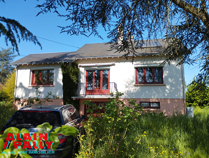 Maison à vendre - Cloyes-sur-le-Loir - 6 pièces - 2 chambres