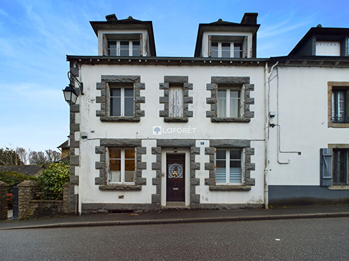 Maison à vendre - Pleyben - 7 pièces - 5 chambres