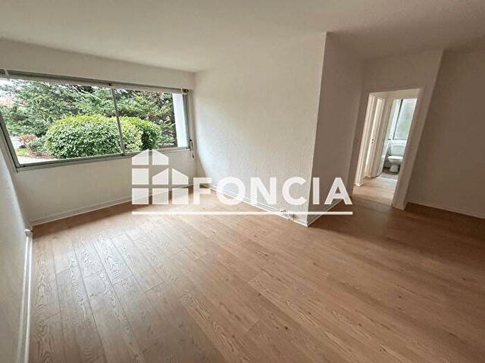 Appartement à louer - Boussy-Saint-Antoine - 3 pièces - 2 chambres