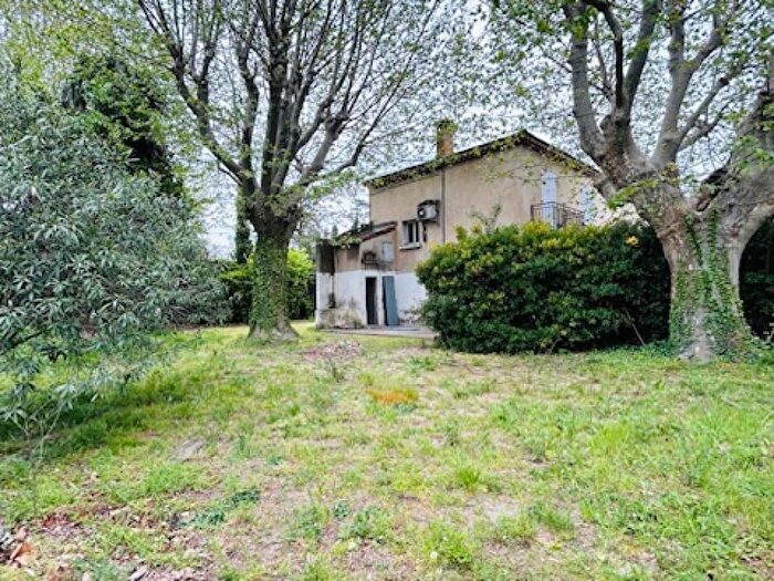 Sorgues, Centre-ville : Maison 4 pièces à vendre