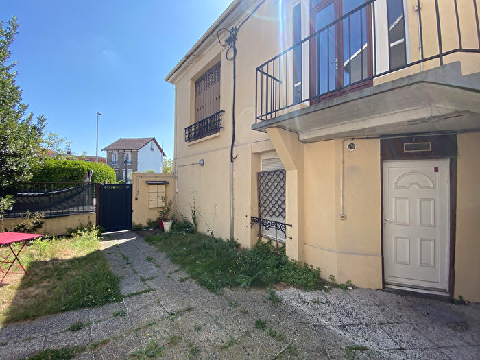 Appartement à vendre - Villemomble, Époque - 2 pièces - 1 chambre