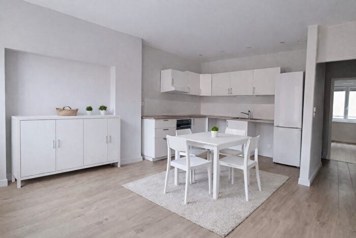 Appartement à vendre - Lyon e , Guillotière - 4 pièces - 3 chambres