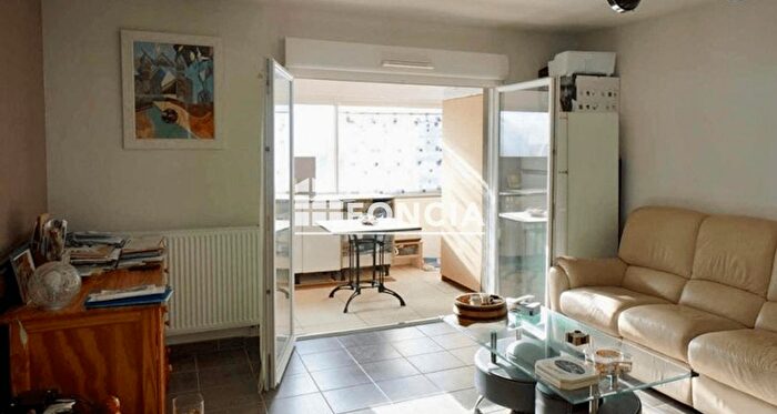 Appartement à vendre - Saint-Martin-de-Crau - 3 pièces - 2 chambres