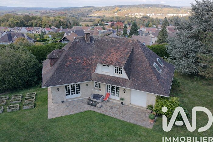 Maison à vendre - Orgeval - 9 pièces - 5 chambres