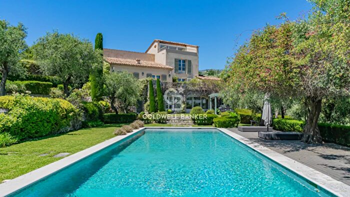 Maison à vendre - Valbonne - 8 pièces - 5 chambres