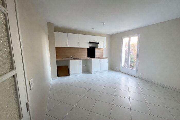 Appartement à louer - LIsle-Adam - 3 pièces - 2 chambres