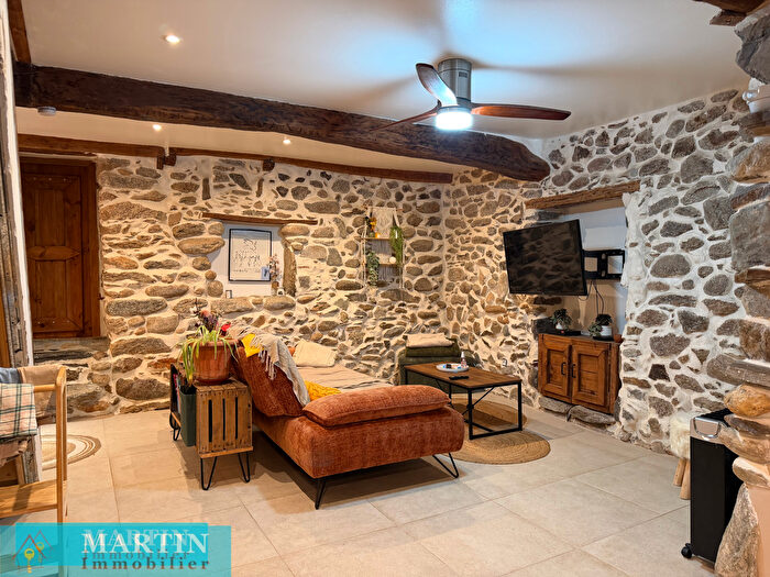 Maison 4 pièces à Reynès, à vendre