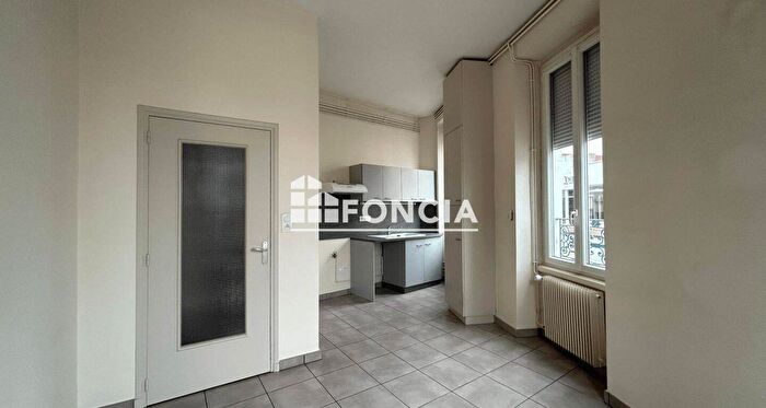 Appartement 2 pièces à louer - Le Centre-Centre Ville, Roanne